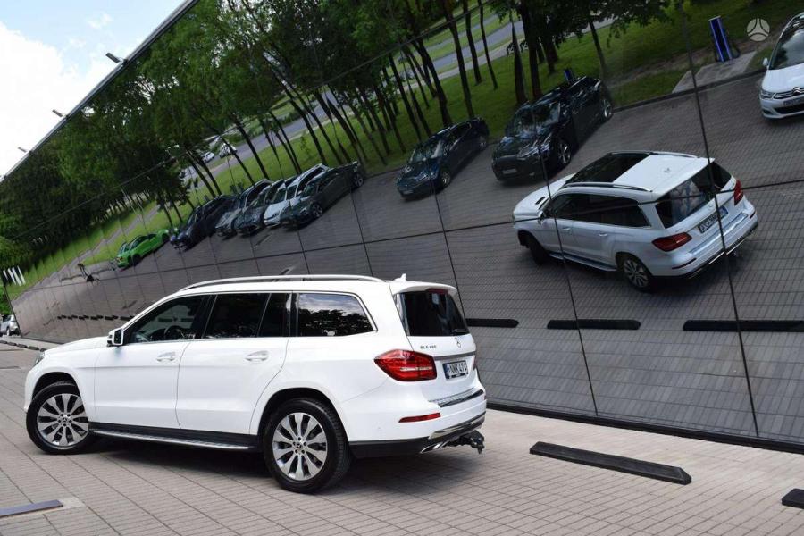 Balts Mercedes-Benz GLS 450 2019 Kauņa, ar dzinēja tilpumu 3.00 L un nobraukumu 148 tūkst. km par 35000 €, foto 5 vietnē AUTOMOTO.COM.LV