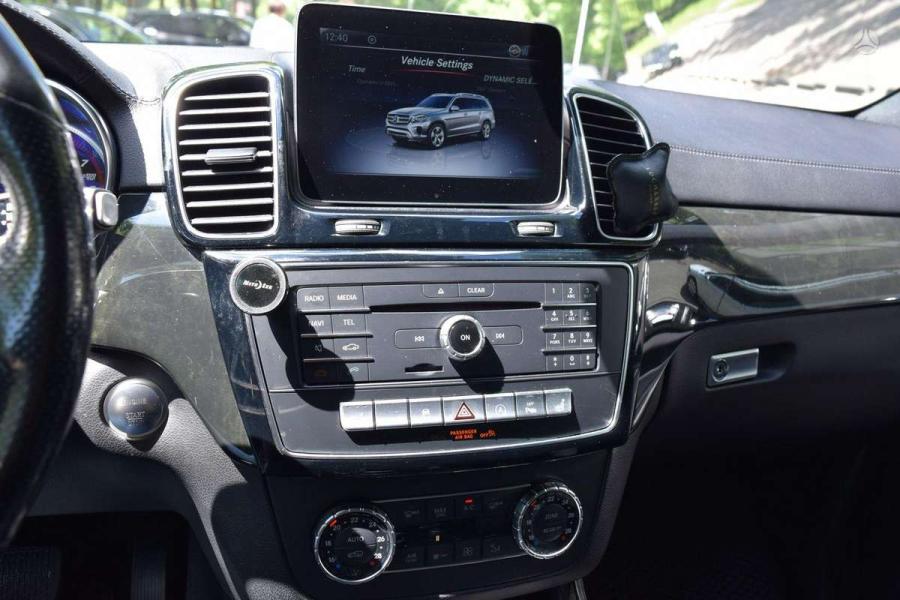 Balts Mercedes-Benz GLS 450 2019 Kauņa, ar dzinēja tilpumu 3.00 L un nobraukumu 148 tūkst. km par 35000 €, foto 31 vietnē AUTOMOTO.COM.LV