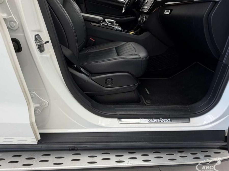 Белый Мерседес GLS 450 2019 в Вильнюс, объемом двигателя 3.00 л и пробегом 209 тыс. км за 26900 €, фото 8 на AUTOMOTO.COM.LV