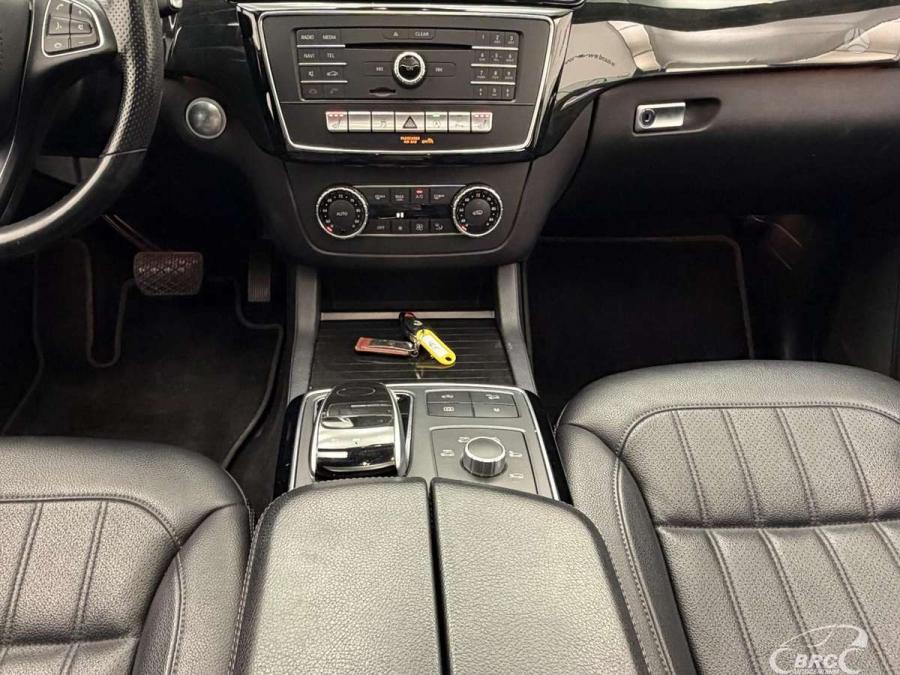 Белый Мерседес GLS 450 2019 в Вильнюс, объемом двигателя 3.00 л и пробегом 209 тыс. км за 26900 €, фото 21 на AUTOMOTO.COM.LV