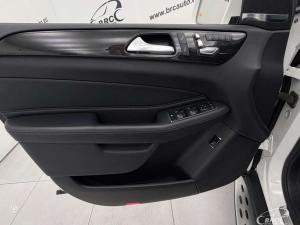 Белый Мерседес GLS 450 2019 в Вильнюс, объемом двигателя 3.00 л и пробегом 209 тыс. км за 26900 €, фото 23 на AUTOMOTO.COM.LV