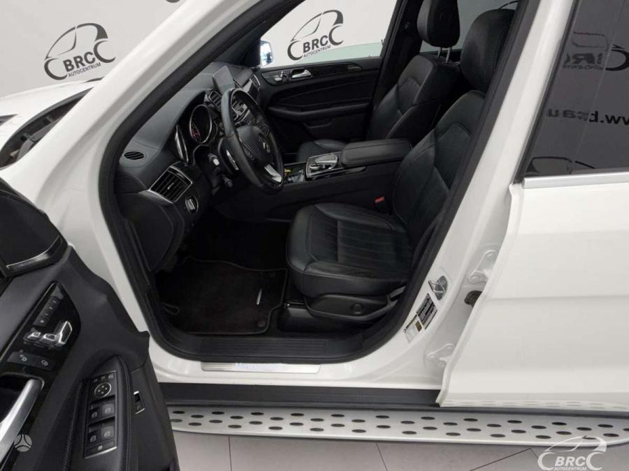 Белый Мерседес GLS 450 2019 в Вильнюс, объемом двигателя 3.00 л и пробегом 209 тыс. км за 26900 €, фото 24 на AUTOMOTO.COM.LV