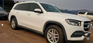Balts Mercedes-Benz GLS 450 2020 Kauņa, ar dzinēja tilpumu 3.00 L un nobraukumu 92 tūkst. km par 31500 €, foto 3 vietnē AUTOMOTO.COM.LV