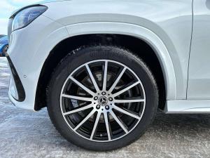 Белый Мерседес GLS 450 2026 в Вильнюс, объемом двигателя 2.99 л и пробегом 15 тыс. км за 113500 €, фото 13 на AUTOMOTO.COM.LV