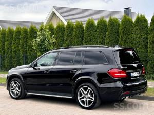 Black Mercedes-Benz GLS 500 2017 in Riga, with an engine capacity of 4.70 L and mileage of 189 thousand km for 28950 €, photo 5 on AUTOMOTO.COM.LV
