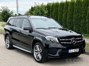 Black Mercedes-Benz GLS 500 2017 in Riga, with an engine capacity of 4.70 L and mileage of 189 thousand km for 28950 €, photo 7 on AUTOMOTO.COM.LV