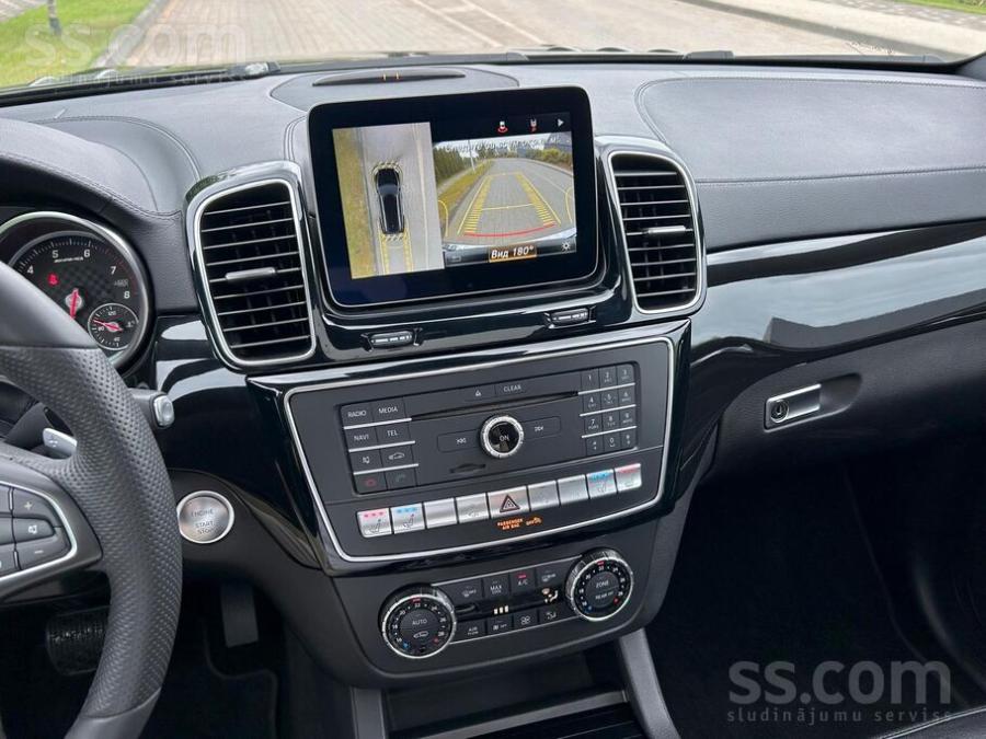 Black Mercedes-Benz GLS 500 2017 in Riga, with an engine capacity of 4.70 L and mileage of 189 thousand km for 28950 €, photo 20 on AUTOMOTO.COM.LV