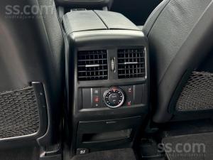 Black Mercedes-Benz GLS 500 2017 in Riga, with an engine capacity of 4.70 L and mileage of 189 thousand km for 28950 €, photo 24 on AUTOMOTO.COM.LV
