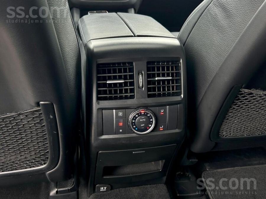 Black Mercedes-Benz GLS 500 2017 in Riga, with an engine capacity of 4.70 L and mileage of 189 thousand km for 28950 €, photo 24 on AUTOMOTO.COM.LV
