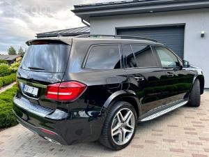 Black Mercedes-Benz GLS 500 2017 in Riga, with an engine capacity of 4.70 L and mileage of 196 thousand km for 25000 €, photo 3 on AUTOMOTO.COM.LV