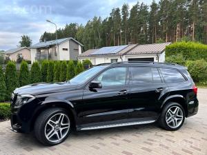 Black Mercedes-Benz GLS 500 2017 in Riga, with an engine capacity of 4.70 L and mileage of 196 thousand km for 25000 €, photo 4 on AUTOMOTO.COM.LV