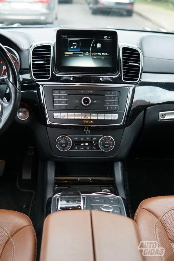 Черный Мерседес GLS 550 2017 в Каунас, объемом двигателя 4.70 л и пробегом 181 тыс. км за 19999 €, фото 10 на AUTOMOTO.COM.LV