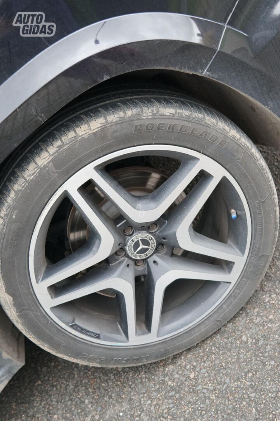 Melns Mercedes-Benz GLS 550 2017 Kauņa, ar dzinēja tilpumu 4.70 L un nobraukumu 181 tūkst. km par 19999 €, foto 21 vietnē AUTOMOTO.COM.LV