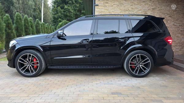 Melns Mercedes-Benz GLS 550 2017 Šauļi, ar dzinēja tilpumu 4.66 L un nobraukumu 200 tūkst. km par 33900 €, foto 5 vietnē AUTOMOTO.COM.LV