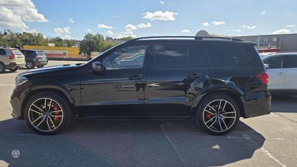 Melns Mercedes-Benz GLS 550 2017 Šauļi, ar dzinēja tilpumu 4.66 L un nobraukumu 200 tūkst. km par 33900 €, foto 9 vietnē AUTOMOTO.COM.LV