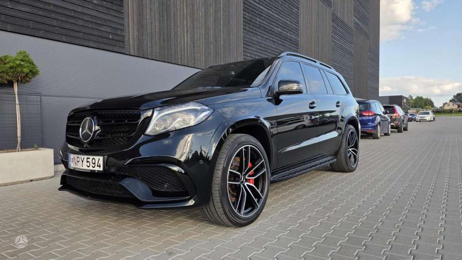 Черный Мерседес GLS 550 2017 в Шяуляй, объемом двигателя 4.66 л и пробегом 200 тыс. км за 33900 €, фото 13 на AUTOMOTO.COM.LV