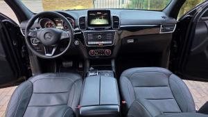 Черный Мерседес GLS 550 2017 в Шяуляй, объемом двигателя 4.66 л и пробегом 200 тыс. км за 33900 €, фото 22 на AUTOMOTO.COM.LV