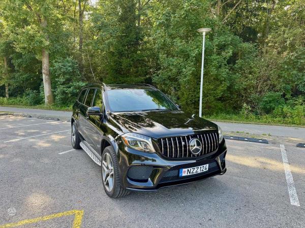 Черный Мерседес GLS 550 2017 в Клайпеда, объемом двигателя 4.66 л и пробегом 236 тыс. км за 28700 €, фото 1 на AUTOMOTO.COM.LV