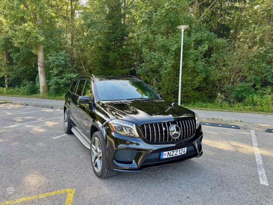 Melns Mercedes-Benz GLS 550 2017 Klaipėda, ar dzinēja tilpumu 4.66 L un nobraukumu 236 tūkst. km par 28700 €, foto 1 vietnē AUTOMOTO.COM.LV