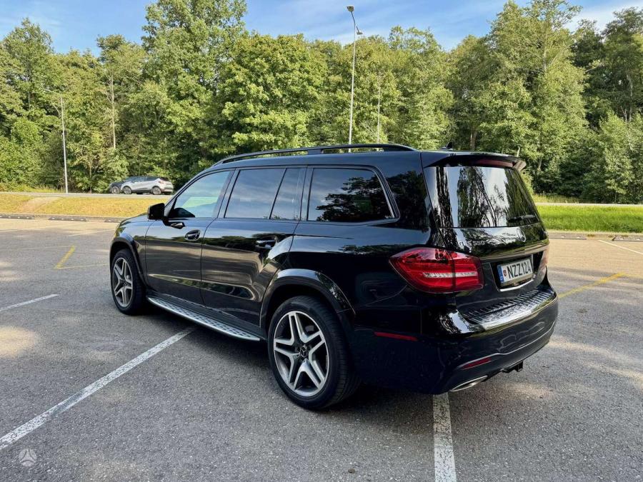 Melns Mercedes-Benz GLS 550 2017 Klaipėda, ar dzinēja tilpumu 4.66 L un nobraukumu 236 tūkst. km par 28700 €, foto 8 vietnē AUTOMOTO.COM.LV