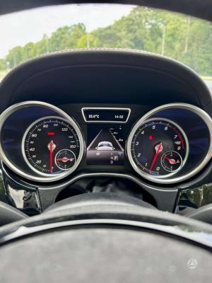 Melns Mercedes-Benz GLS 550 2017 Klaipėda, ar dzinēja tilpumu 4.66 L un nobraukumu 236 tūkst. km par 28700 €, foto 26 vietnē AUTOMOTO.COM.LV
