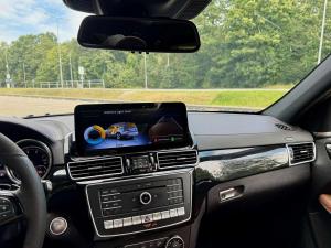 Melns Mercedes-Benz GLS 550 2017 Klaipėda, ar dzinēja tilpumu 4.66 L un nobraukumu 236 tūkst. km par 28700 €, foto 27 vietnē AUTOMOTO.COM.LV