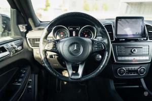 Черный Мерседес GLS 550 2018 в Вильнюс, объемом двигателя 4.70 л и пробегом 177 тыс. км за 38950 €, фото 18 на AUTOMOTO.COM.LV