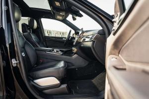 Черный Мерседес GLS 550 2018 в Вильнюс, объемом двигателя 4.70 л и пробегом 177 тыс. км за 38950 €, фото 29 на AUTOMOTO.COM.LV