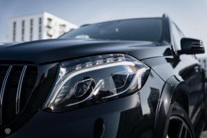 Melns Mercedes-Benz GLS 550 2018 Viļņa, ar dzinēja tilpumu 4.70 L un nobraukumu 177 tūkst. km par 38950 €, foto 12 vietnē AUTOMOTO.COM.LV