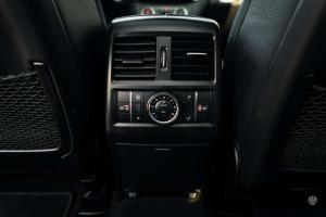 Melns Mercedes-Benz GLS 550 2018 Viļņa, ar dzinēja tilpumu 4.70 L un nobraukumu 177 tūkst. km par 38950 €, foto 26 vietnē AUTOMOTO.COM.LV