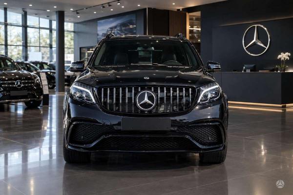 Melns Mercedes-Benz GLS 550 2018 Viļņa, ar dzinēja tilpumu 4.70 L un nobraukumu 177 tūkst. km par 35950 €, foto 5 vietnē AUTOMOTO.COM.LV