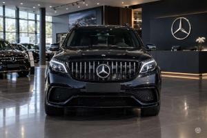 Melns Mercedes-Benz GLS 550 2018 Viļņa, ar dzinēja tilpumu 4.70 L un nobraukumu 177 tūkst. km par 35950 €, foto 5 vietnē AUTOMOTO.COM.LV