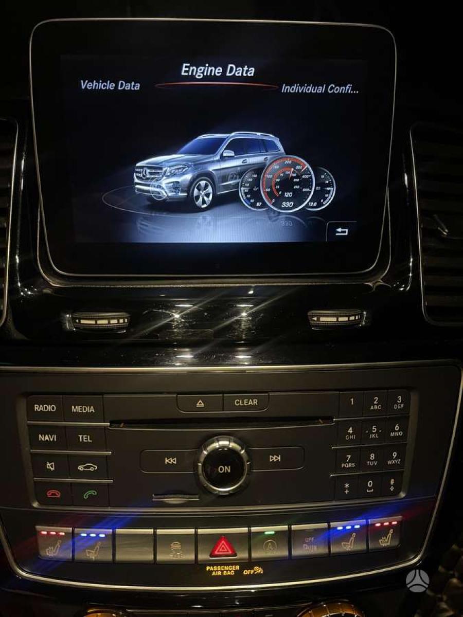 Melns Mercedes-Benz GLS 550 2018 Viļņa, ar dzinēja tilpumu 4.70 L un nobraukumu 177 tūkst. km par 35950 €, foto 55 vietnē AUTOMOTO.COM.LV