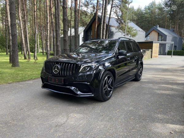 Black Mercedes-Benz GLS 550 2018 in Vilnius, with an engine capacity of 4.70 L and mileage of 177 thousand km for 32900 €, photo 1 on AUTOMOTO.COM.LV
