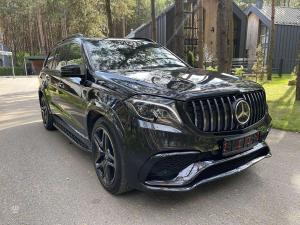 Black Mercedes-Benz GLS 550 2018 in Vilnius, with an engine capacity of 4.70 L and mileage of 177 thousand km for 32900 €, photo 9 on AUTOMOTO.COM.LV