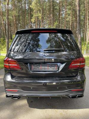 Black Mercedes-Benz GLS 550 2018 in Vilnius, with an engine capacity of 4.70 L and mileage of 177 thousand km for 32900 €, photo 16 on AUTOMOTO.COM.LV