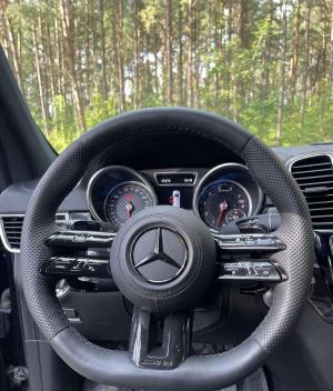 Black Mercedes-Benz GLS 550 2018 in Vilnius, with an engine capacity of 4.70 L and mileage of 177 thousand km for 32900 €, photo 20 on AUTOMOTO.COM.LV