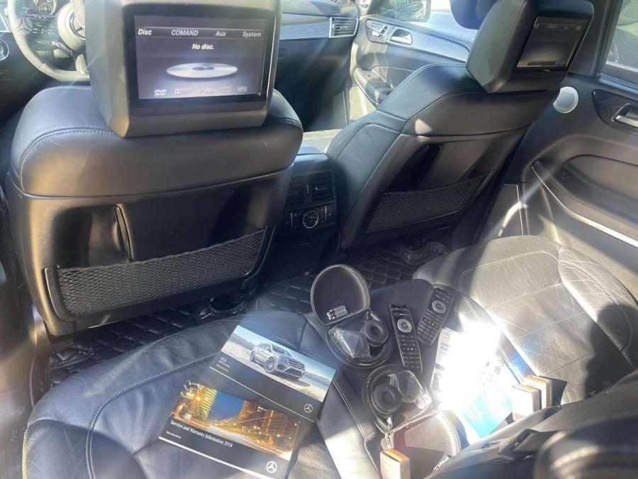 Black Mercedes-Benz GLS 550 2018 in Vilnius, with an engine capacity of 4.70 L and mileage of 177 thousand km for 32900 €, photo 35 on AUTOMOTO.COM.LV