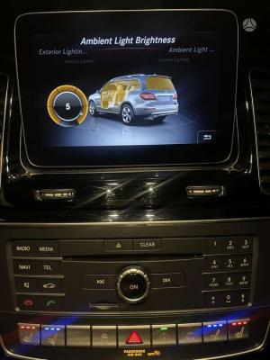 Black Mercedes-Benz GLS 550 2018 in Vilnius, with an engine capacity of 4.70 L and mileage of 177 thousand km for 32900 €, photo 42 on AUTOMOTO.COM.LV