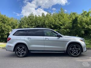 Pelēks Mercedes-Benz GLS 550 2017 Viļņa, ar dzinēja tilpumu 4.70 L un nobraukumu 176 tūkst. km par 28000 €, foto 3 vietnē AUTOMOTO.COM.LV