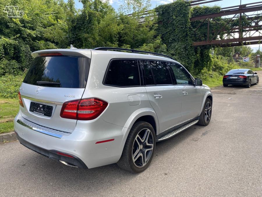 Pelēks Mercedes-Benz GLS 550 2017 Viļņa, ar dzinēja tilpumu 4.70 L un nobraukumu 176 tūkst. km par 28000 €, foto 5 vietnē AUTOMOTO.COM.LV