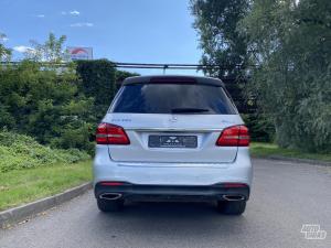 Pelēks Mercedes-Benz GLS 550 2017 Viļņa, ar dzinēja tilpumu 4.70 L un nobraukumu 176 tūkst. km par 28000 €, foto 8 vietnē AUTOMOTO.COM.LV