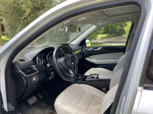 Pelēks Mercedes-Benz GLS 550 2017 Viļņa, ar dzinēja tilpumu 4.70 L un nobraukumu 176 tūkst. km par 28000 €, foto 10 vietnē AUTOMOTO.COM.LV