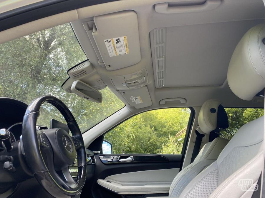 Pelēks Mercedes-Benz GLS 550 2017 Viļņa, ar dzinēja tilpumu 4.70 L un nobraukumu 176 tūkst. km par 28000 €, foto 13 vietnē AUTOMOTO.COM.LV