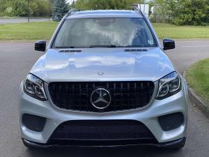 Grey Mercedes-Benz GLS 550 2017 in Vilnius, with an engine capacity of 4.70 L and mileage of 176 thousand km for 28000 €, photo  on AUTOMOTO.COM.LV