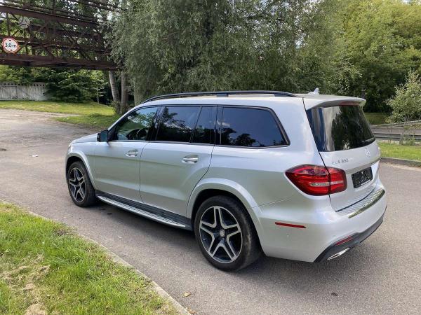 Grey Mercedes-Benz GLS 550 2017 in Vilnius, with an engine capacity of 4.70 L and mileage of 176 thousand km for 28000 €, photo 5 on AUTOMOTO.COM.LV