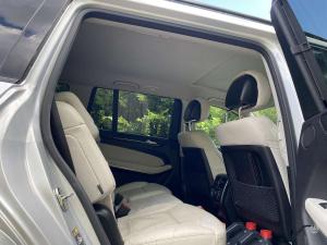 Grey Mercedes-Benz GLS 550 2017 in Vilnius, with an engine capacity of 4.70 L and mileage of 176 thousand km for 28000 €, photo 13 on AUTOMOTO.COM.LV