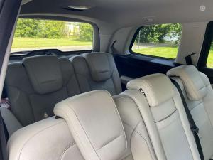 Grey Mercedes-Benz GLS 550 2017 in Vilnius, with an engine capacity of 4.70 L and mileage of 176 thousand km for 28000 €, photo 14 on AUTOMOTO.COM.LV