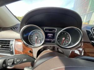 Красный Мерседес GLS 550 2018 в Шяуляй, объемом двигателя 4.66 л и пробегом 89 тыс. км за 37000 €, фото 8 на AUTOMOTO.COM.LV