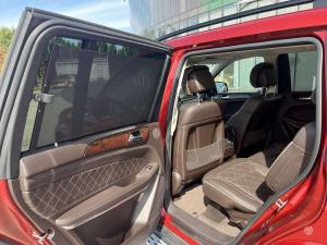Красный Мерседес GLS 550 2018 в Шяуляй, объемом двигателя 4.66 л и пробегом 89 тыс. км за 37000 €, фото 15 на AUTOMOTO.COM.LV